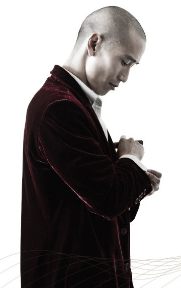 【KOR Talent系列】從常春藤高材生到派對領頭者的精彩轉身 -KOR執行董事Elroy Tay – theLOOP BLOG